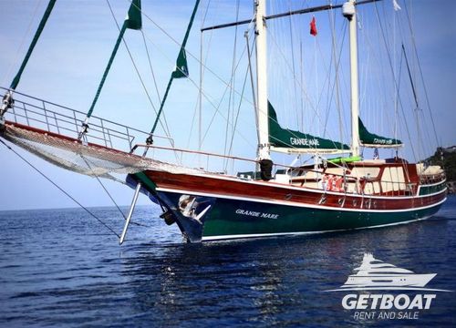 Rent a Yacht with GetBoat. Yacht charters, Boat rentals in Europe, US ...